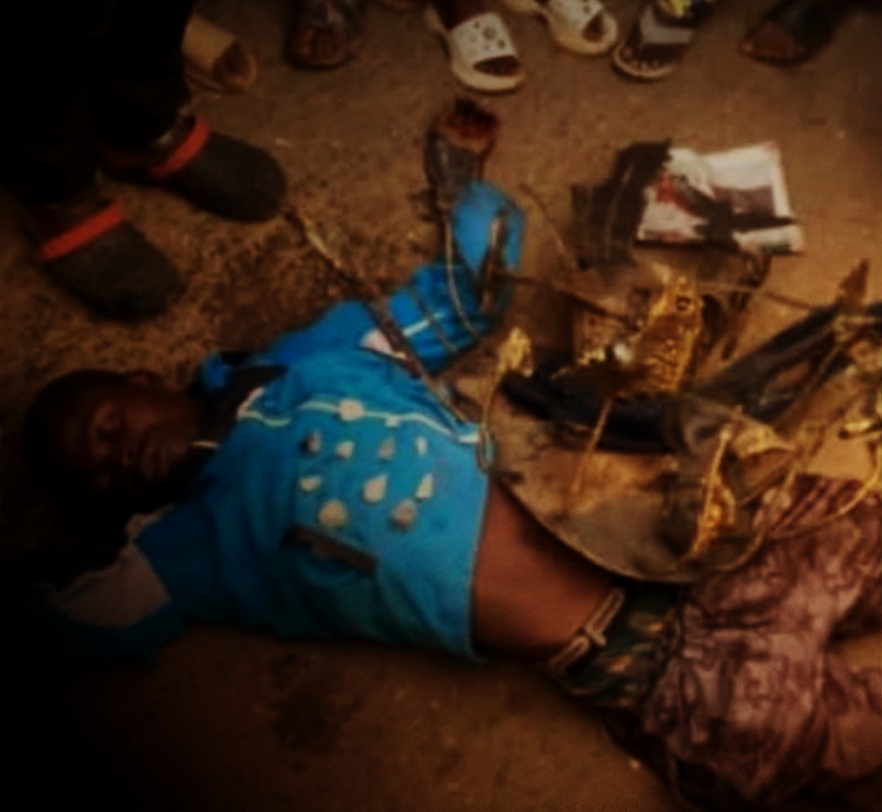 Man Reportedly Dies While Trying To Steal Agemo Statue In Ijebu (Video ...