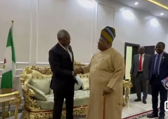 Adire’s Origin: You Cannot Re-Write History – Ogun Senator Tells Gov Adeleke - AmiLoaded News